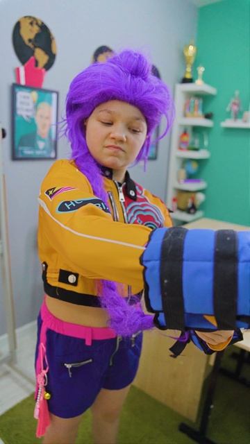 Тренировка в стиле Аниме от Руми Кпоп айдола.