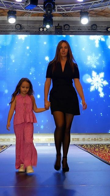 Мамина дочка .