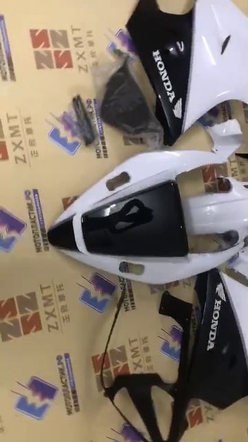 г. Москва Honda VFR800 2002-2013 ||| мотопластик.рф