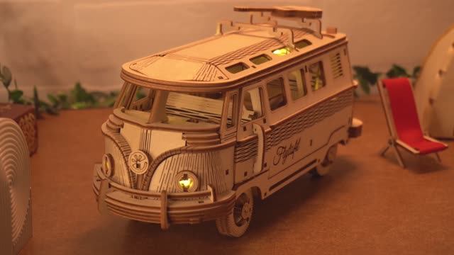 Фургон ночник, с приятной тёплой подсветкой «Флайтисфил» от Lemmo - Деревянный конструктор