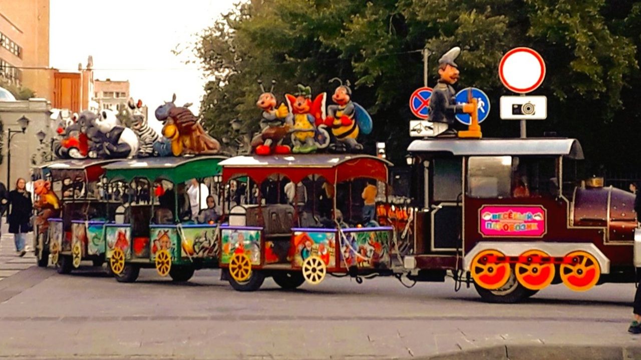 Веселый паровозик в Саратове