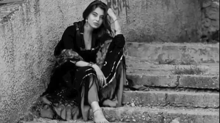 История из жизни  ИНТЕРЕСНО ."ОЛИГАРХ ПРИЮТИЛ УМИРАЮЩУЮ ЦЫГАНКУ, "