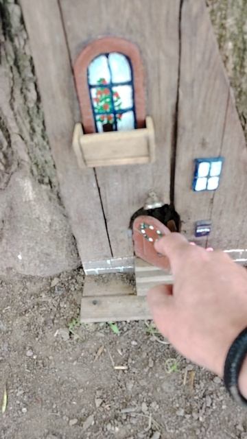 Колонистский парк. Домик Гномика.