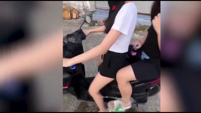 Угарные видео с участием Девушек и не только!!!подборка №7