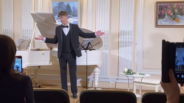 В.А. Моцарт.  Каватина Фигаро из оперы «Свадьба Фигаро» ( Se vuol ballare…), исп. Семён Штепа