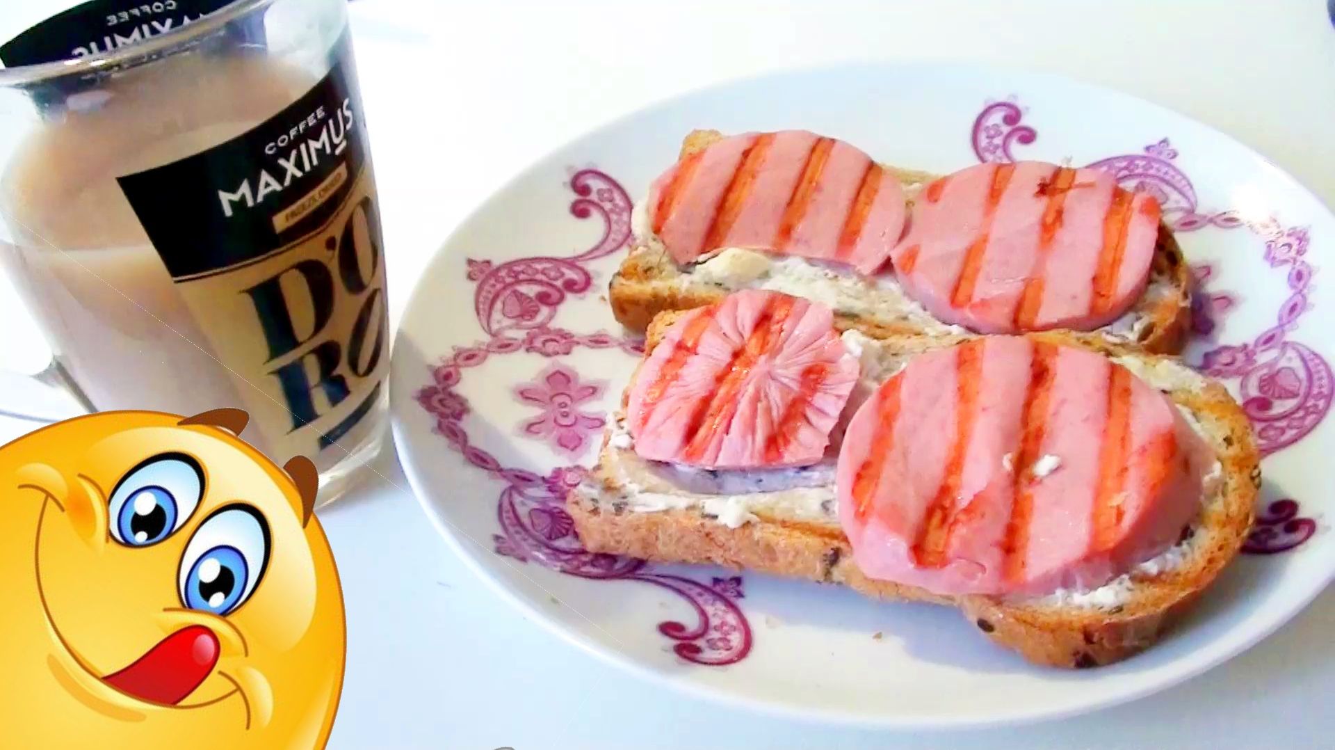 Горячие бутерброды с мягким сыром и колбасой на завтрак - рецепт