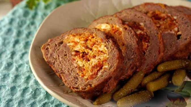 МЯСНОЙ РУЛЕТ С ВЯЛЕНЫМИ ТОМАТАМИ