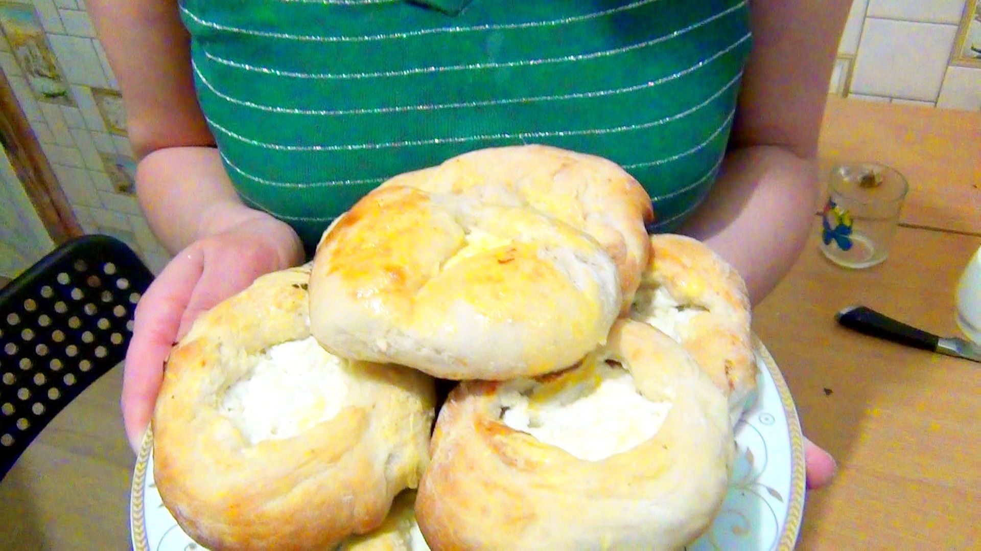 Пышные Ватрушки с творогом в духовке -  рецепт