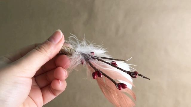 Елочные игрушки ЯГОДНЫЕ ПЕРЫШКИ на клипсе, розовая и бежевая, 12 см, 2 шт., 728509