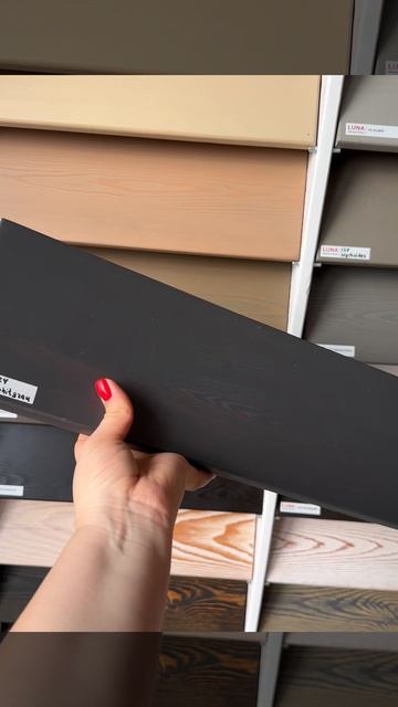 Цвет 7024 Graphitgrau на лиственнице