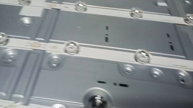 Нет изображения LG 42LF564V | Ремонт подсветки пошагово!