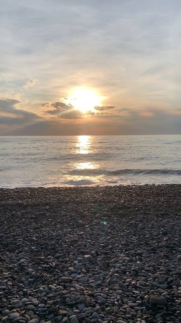 зима на море выглядит так