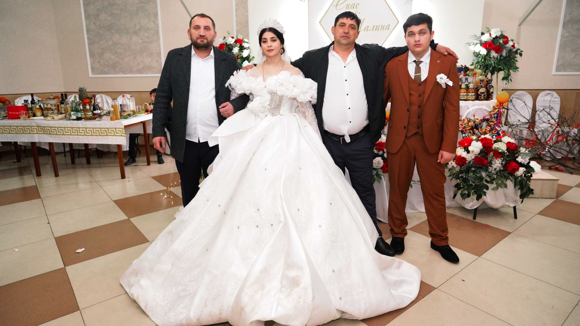 Спас & Малина ! Пава Вадрари  одэл кай о Пэтя Савченко 2ч.