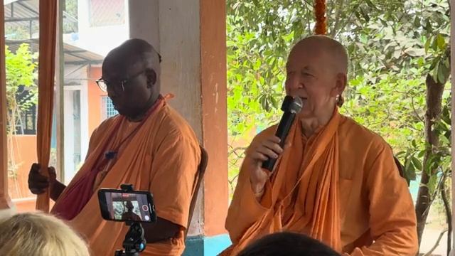 12.03.2026 Шантипур. Дом Адвайты Ачарьи. Сафари с Е.С. Джаяпатакой Свами