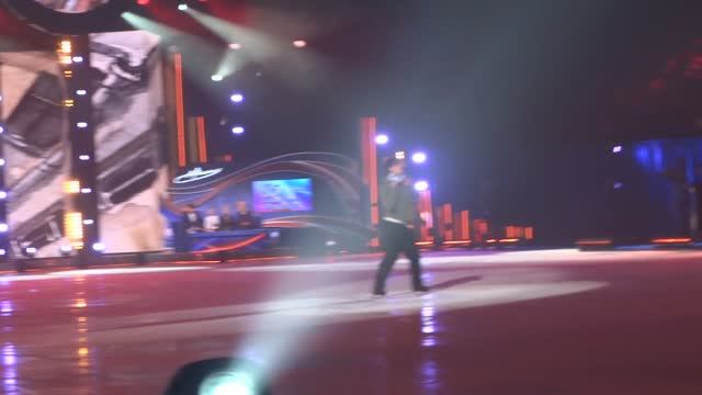 Марк Кондратюк. Номер "Я молодец!" Юбилейный концерт. Мишин 85, 12.03.2026