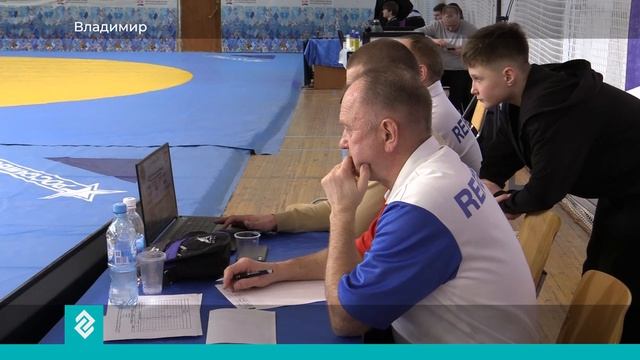 360 юниоров со всей страны приехали побороться за путевку на первенство России по самбо