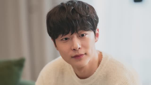 Пэ Ин Хёк_ Кто его девушка, сколько он зарабатывает и почему живет в страхе _1080p60