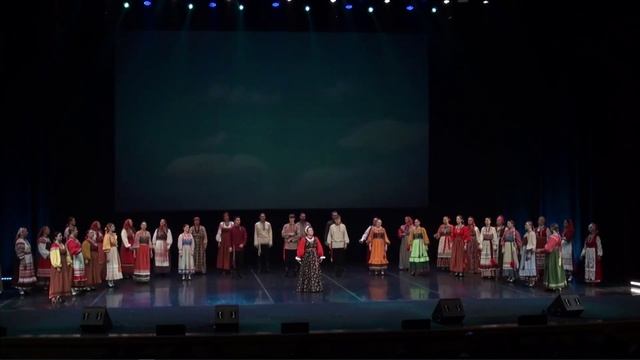 "Я рано встаю" - Народный хор Ярославского колледжа культуры и Ярославский областной народный хор