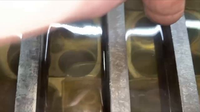 Ремонт ГБЦ правая двиг. 6G72 Mitsubishi Montero Sport 3.0 л, V6 Трещина между сёдлами ...