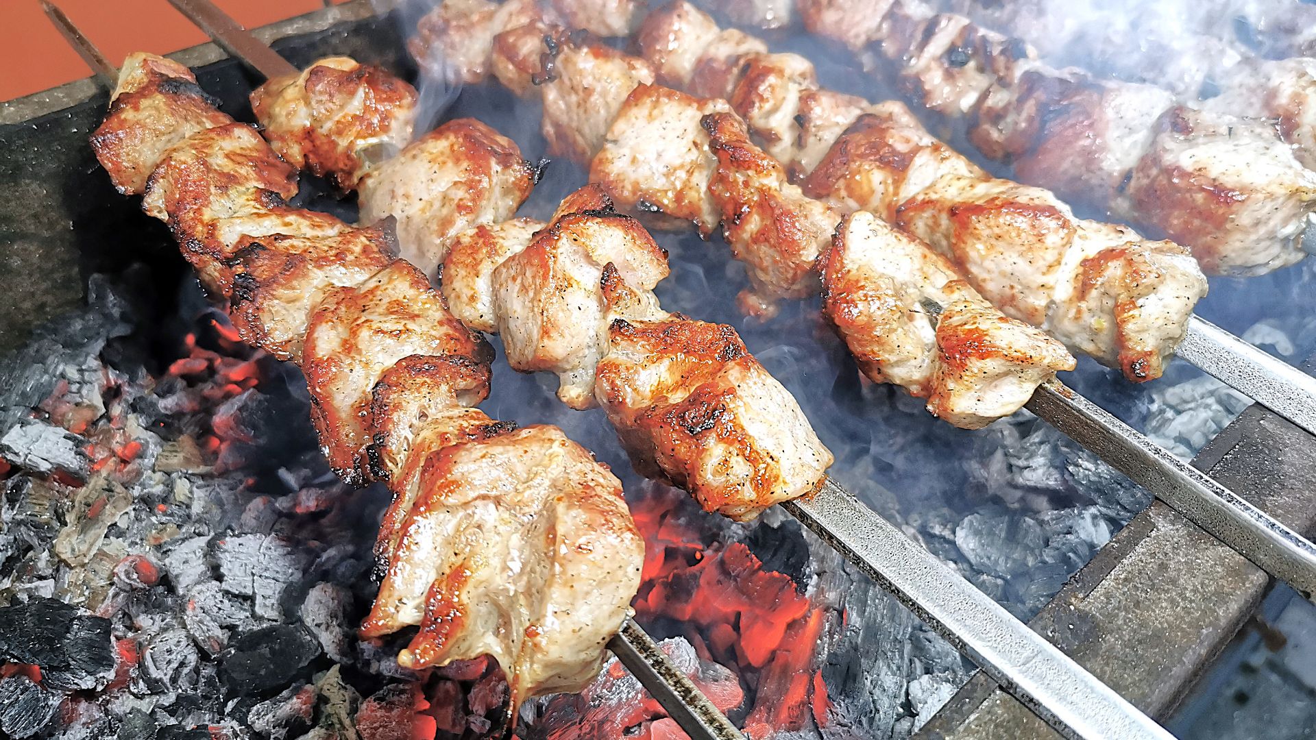 Шашлык в преддверии 8 марта 2026 года