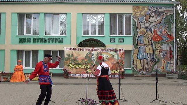 НА ГОРЕ КОЛХОЗ, ПОД ГОРОЙ СОВХОЗ! Любимая многими песня!