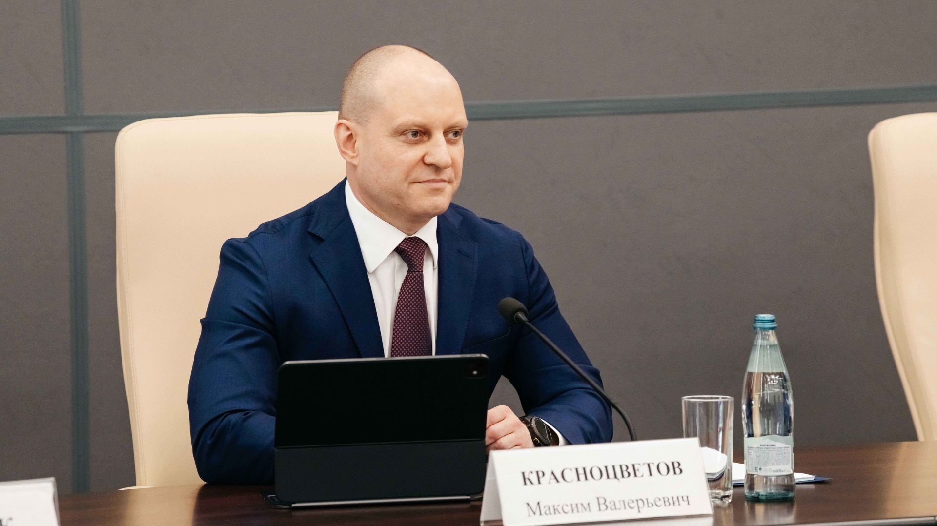 Совет депутатов округа Пушкинский поддержал кандидатуру действующего главы Максима Красноцветова