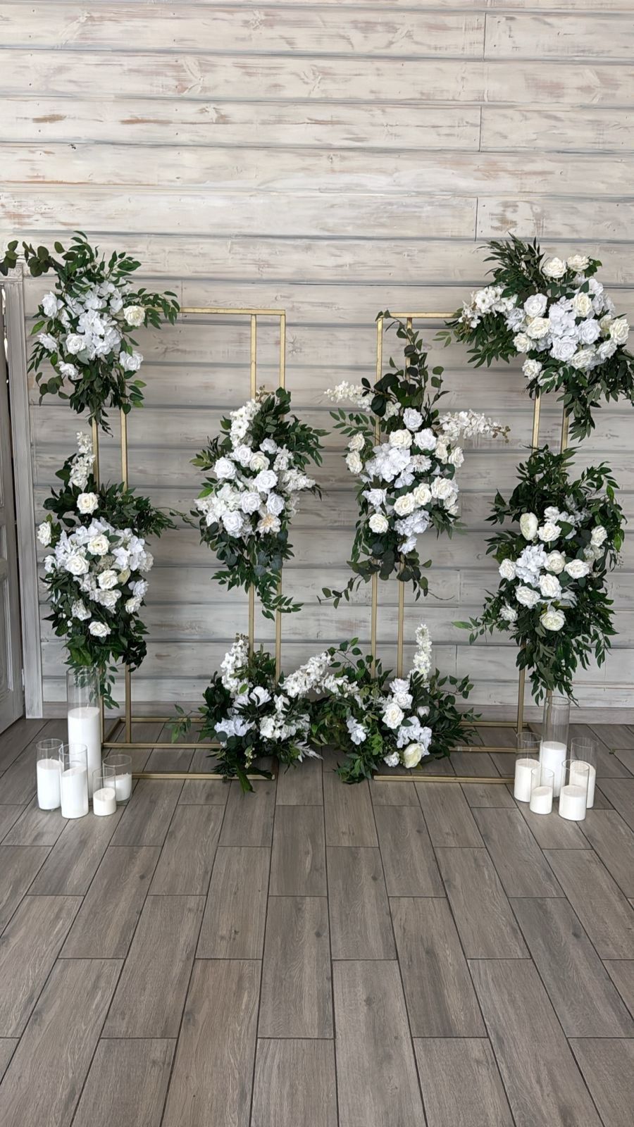 Фотозона/выездная регистрация из 2 прямоугольных арок