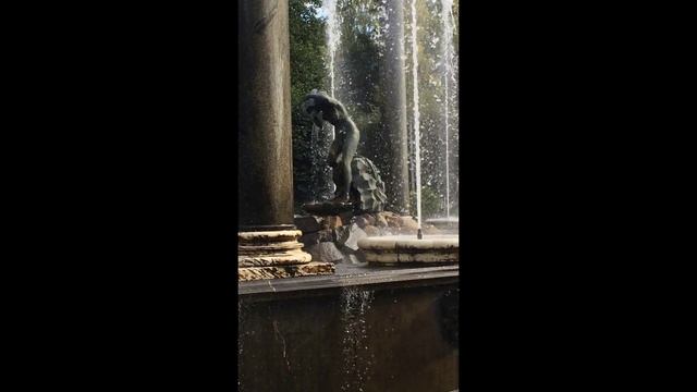 Петергоф. Львиный каскад