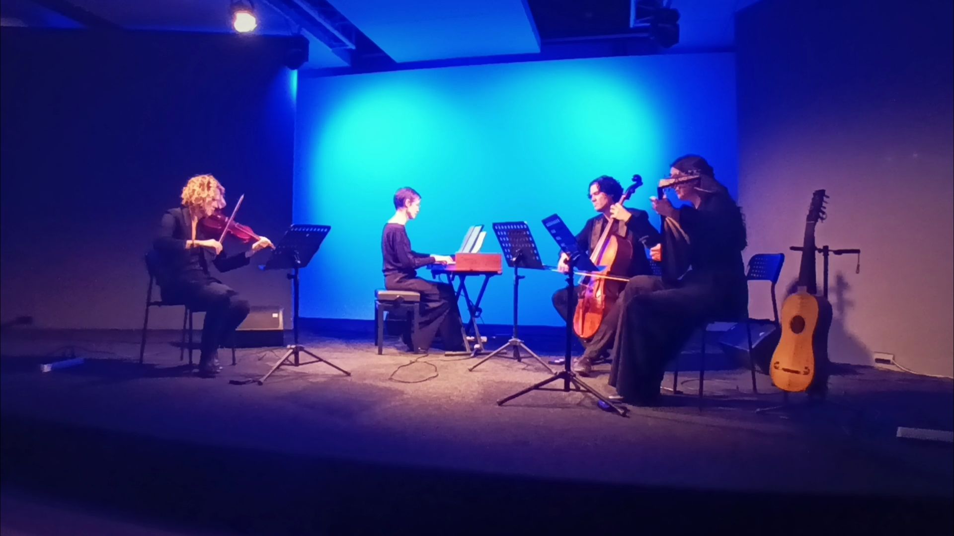 GNESSIN BAROQUE - "Туманы Англии" (1)