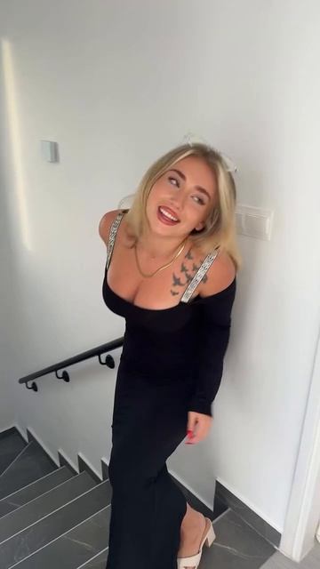 Каблук🥴#мода#красота#белье#мини#стиль#офис#желание#мотивация#work#girl#sexy#страсть#мини#офис#белье