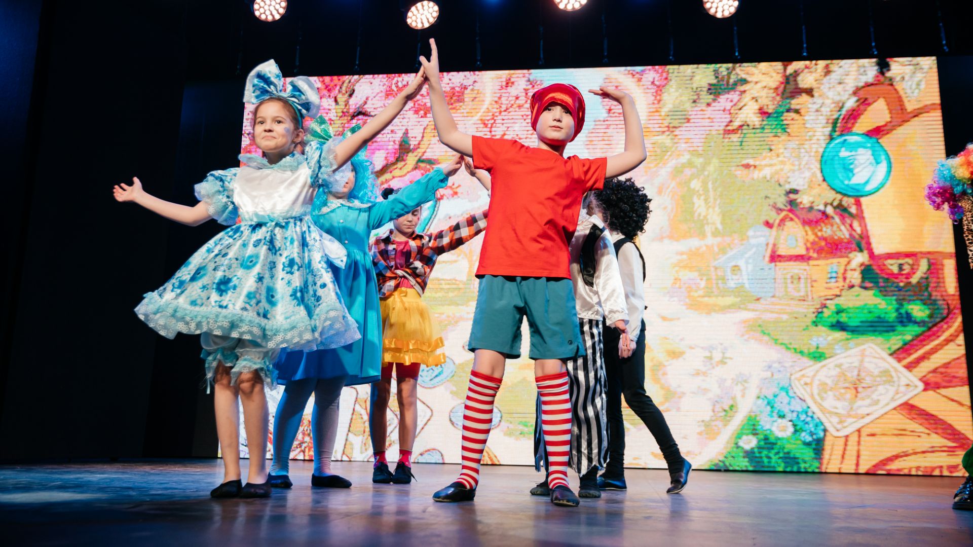 Группа Воскресенья 7-9 лет Мюзикл "Буратино"