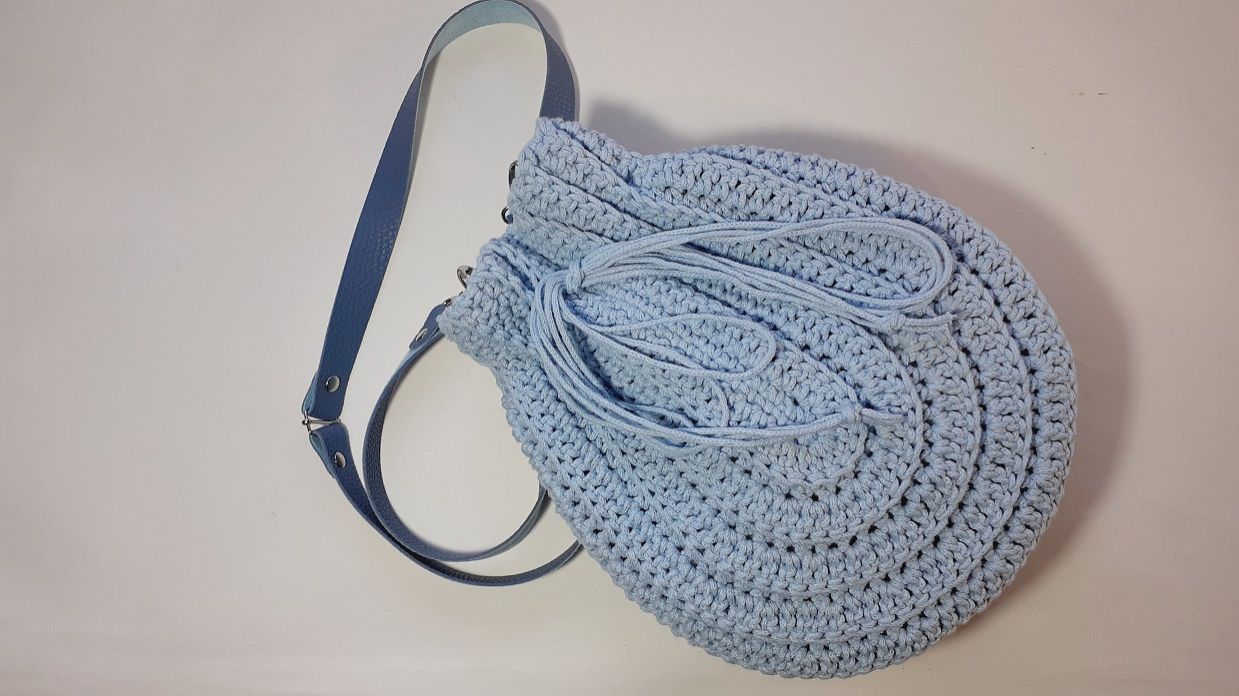 Торба в форме Лира.