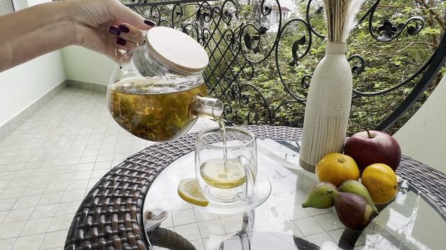 Чайная церемония на свежем воздухе.