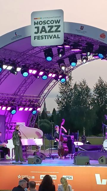 прогулка по Москве, прочтите описание к видео, 14