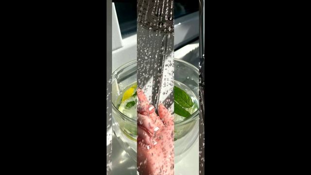 Как убрать отеки с лица