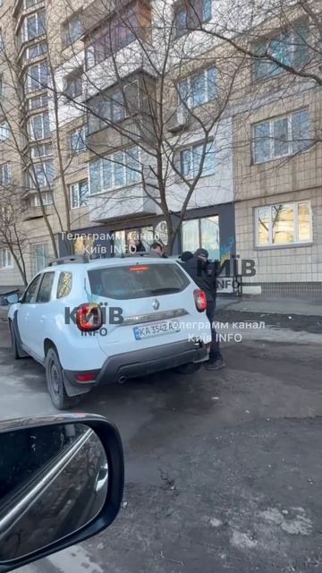 Пришел счет за это к оплате за Майдан. Украинский не доброволец.