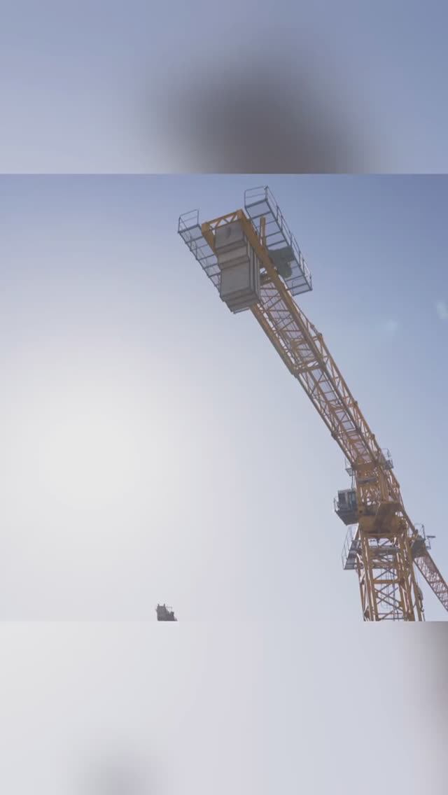 Выгрузка породы на станции «Липовая Роща»