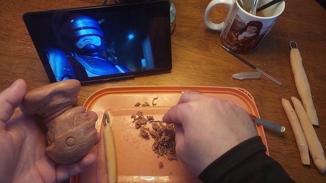 Делаю узнаваемые лица из фильмов и в дальнейшем отливаю пластмассой 6