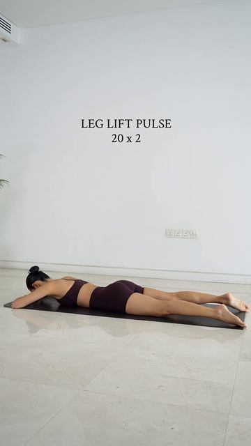 Easy to follow Hip workout at home! Save this!#hipworkout #homeworkout