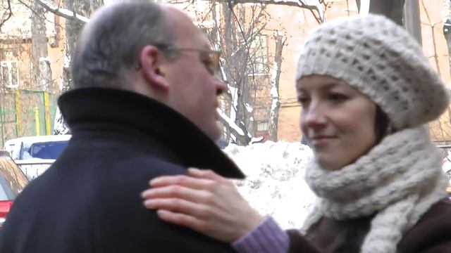 ТИХО ПАДАЕТ СНЕГ