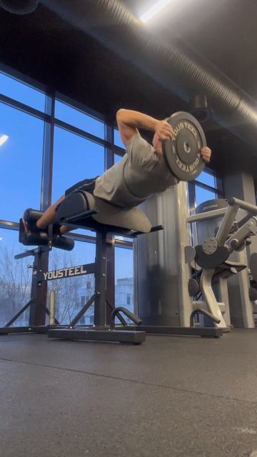 Сгибание в GHD вес за головой