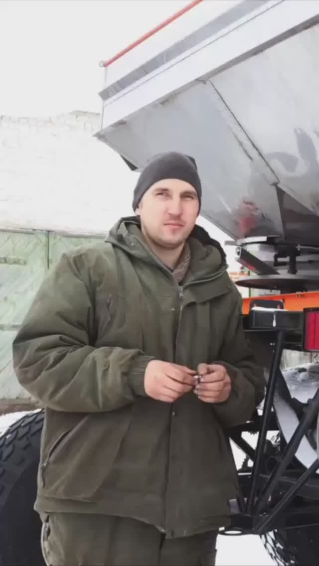 Снег еще на полях, но в «Агрофирме 15» ХК «Чистополье»  уже «жарко»