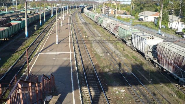 Вокзал Лодейное поле вид сверху на железную дорогу