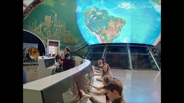 Москва март 2025