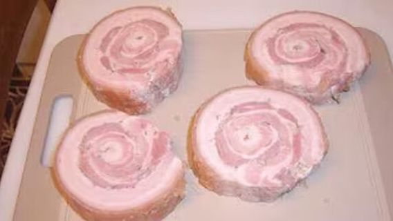 Мясной рулет. Маринкины творинки. Всем МИРА и Добра!