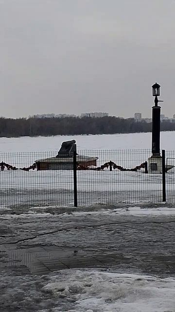 Омск весна Иртыш