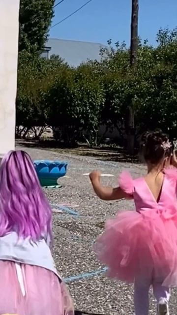 Поздравили выпускников детского сада