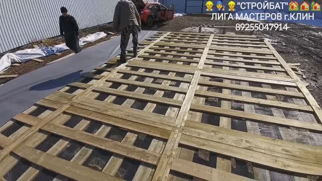 УСТРОЙСТВО ЧЕРНОВОГО ПОЛА В КАРКАСНОМ ДОМЕ 🏠 МОНТАЖ СЕТКИ ОТ ГРЫЗУНОВ И МЕМБРАНЫ ЦОКОЛЯ 👷🏗️🏘️