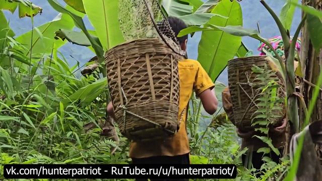 ставим рыболовную ловушку с дождевыми червями, ловим рыбу на продажу и готовим вкусное блюдо 🐛🎣🔥