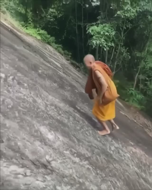 Не ищет лёгких путей